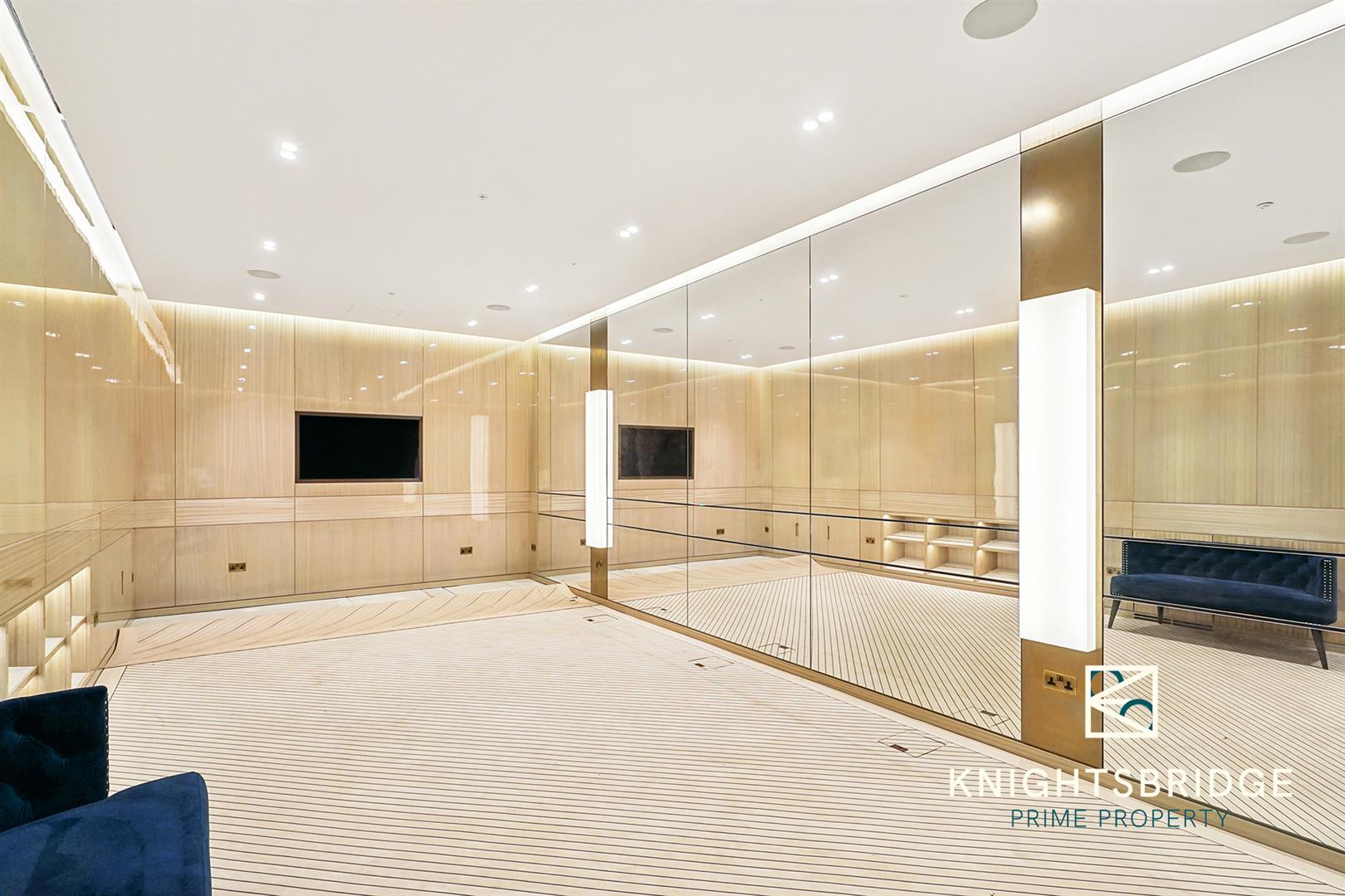 Cadogan Place, Belgravia, SW1X